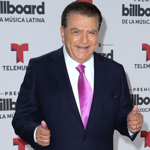 TV Legend Don Francisco Is Back With a New Talk Show on Telemundo | E! News