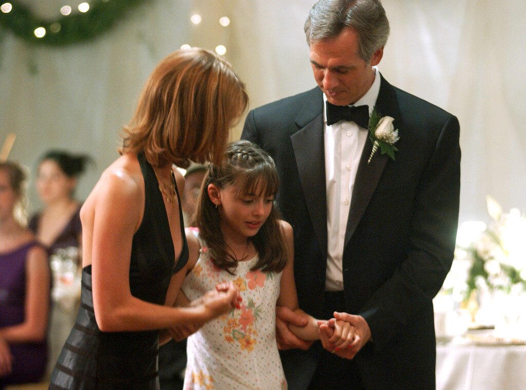 The Everwood Cast Reunited For Both Tears and Laughter | E! News