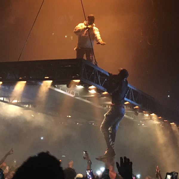 How Kanye Dealt With a Fan Who Tried to Climb Onto His Stage