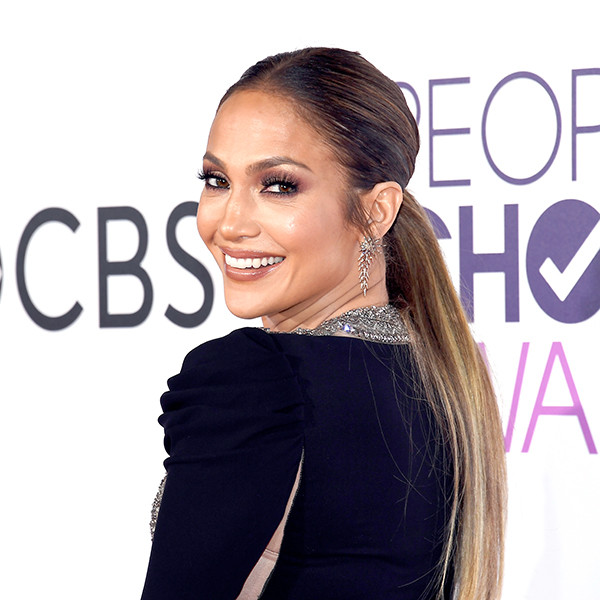 Jennifer Lopez Expresses Her Gratitude for Her Fans