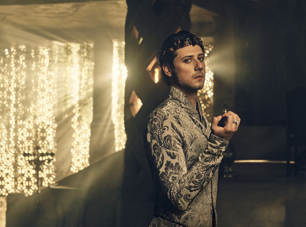 We Can’t Get Enough of The Magicians’ Eliot | E! News