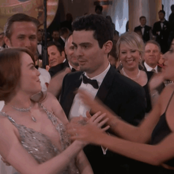 Weird Hugs, Missed Kisses & More Awkward Moments at the Golden Globes ...
