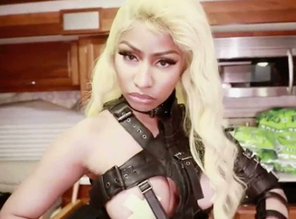 Nicki Minajs Racy New Photo Will Leave Your Jaw On The Floor E News