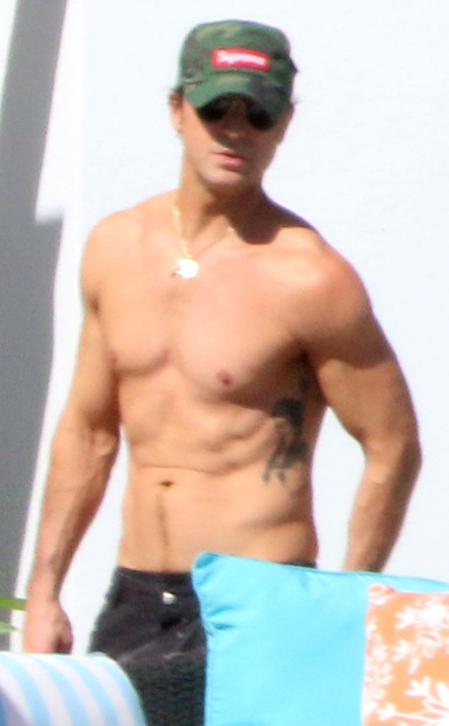 Jennifer Aniston Strips Down To A Bikini For Her 48th Birthday In