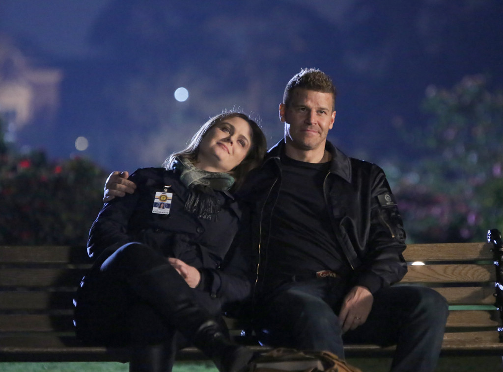 The Bones Cast Says Goodbye to the Show, Fans After 12 Seasons - E! Online