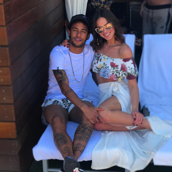 bruna-marquezine-curte-post-ir-nico-e-f-s-veem-indireta-para-neymar-e