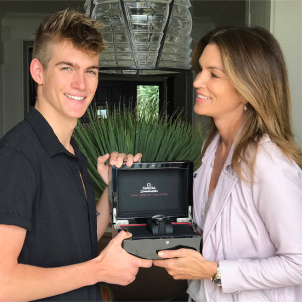 Cindy Crawford & Rande Gerber Celebrate Son Presley's Graduation - E ...