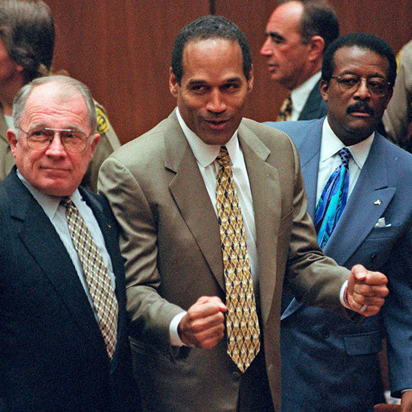 Photos from 25 Bizarre Facts About the O.J. Simpson Murder Trial - E ...