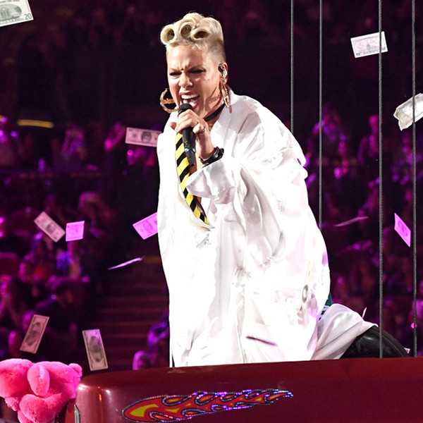 Pink's Best Live Performances That Were Just Like Fire - E! Online
