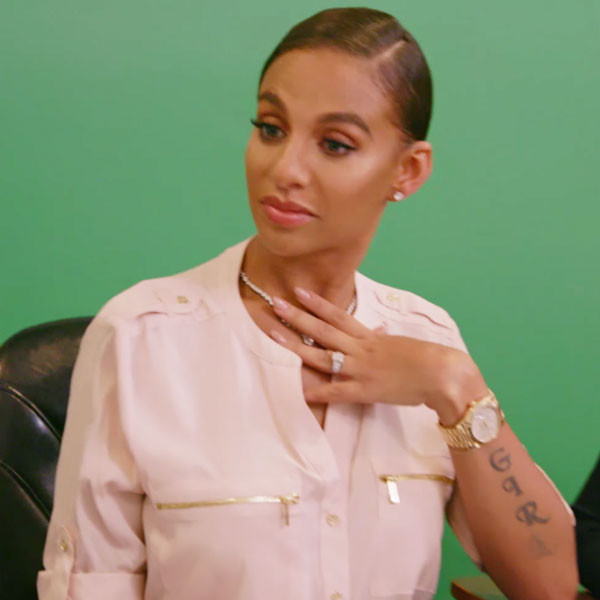 See Crystal Smith Panic Over a Stressful Job Interview