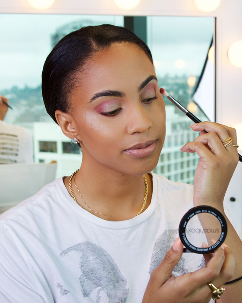 E!ssentials: Cardi B's Eye Makeup and Lipstick in 6 Steps