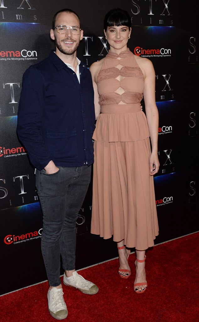 Shailene Woodley & Sam Claflin Talk Chemistry in Adrift | E! News