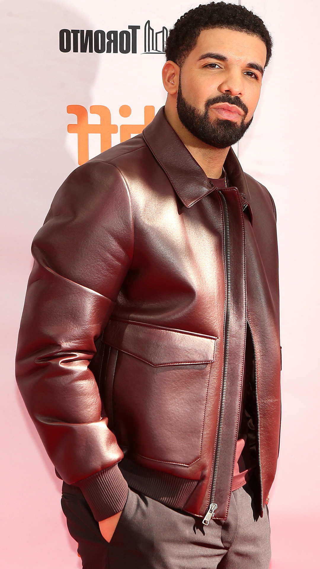 Entertainment News, Celebrity News, Celebrity Gossip | E! News Canada