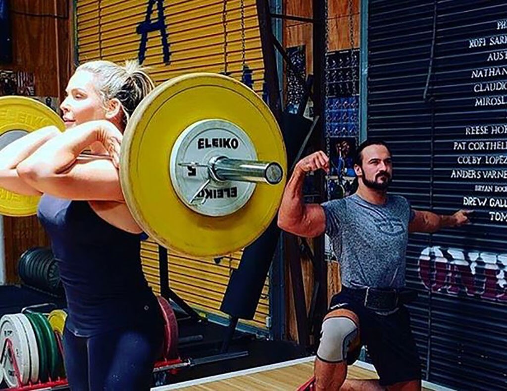 The Total Divas’ Latest Workout Photos Will Whip You Into Shape | KIFT ...