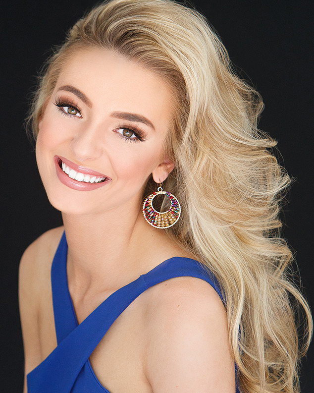 Miss Alabama From Meet The 2019 Miss America Contestants E News