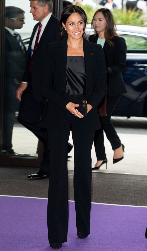 How Meghan Markle Hid Her Baby Bump | E! News