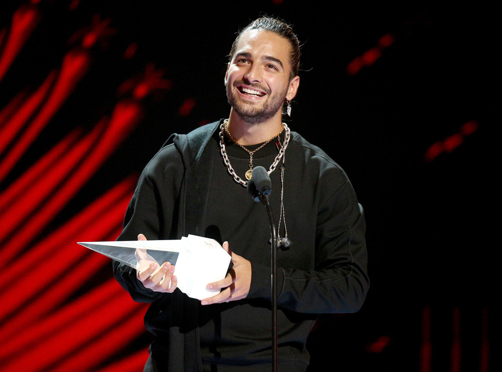 Maluma Honored With the Extraordinary Evolution Award at Latin AMAs - E ...