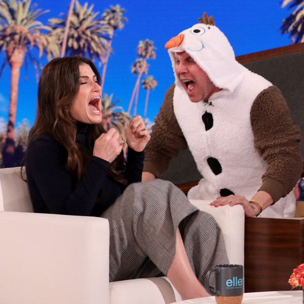 Watch Frozen’s Idina Menzel Totally Lose Her Cool After Being Scared By ...