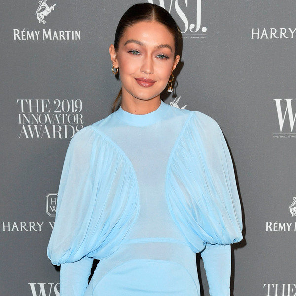 7 Times Gigi Hadid Posed Naked With Accessories - E! Online