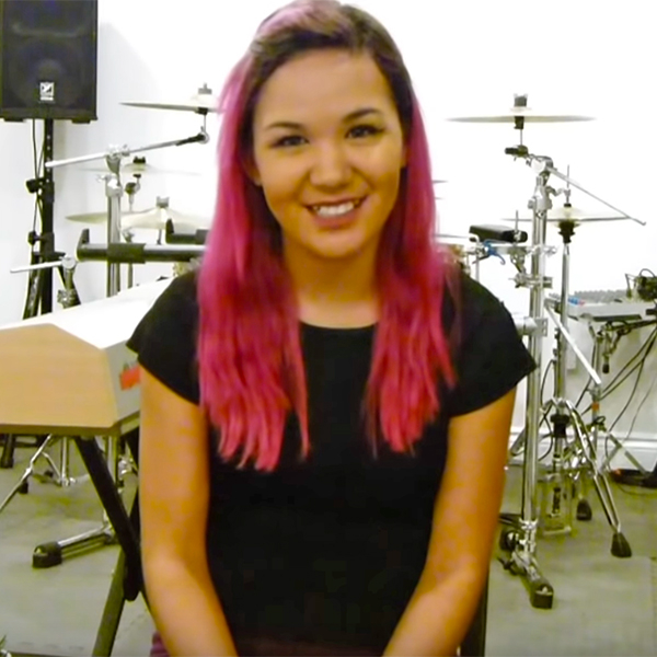 Canadian Singer Kelly Fraser Dead at 26