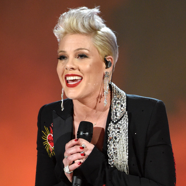 Pink Gets Homemade Grammy From Daughter After Losing at 2019 Awards
