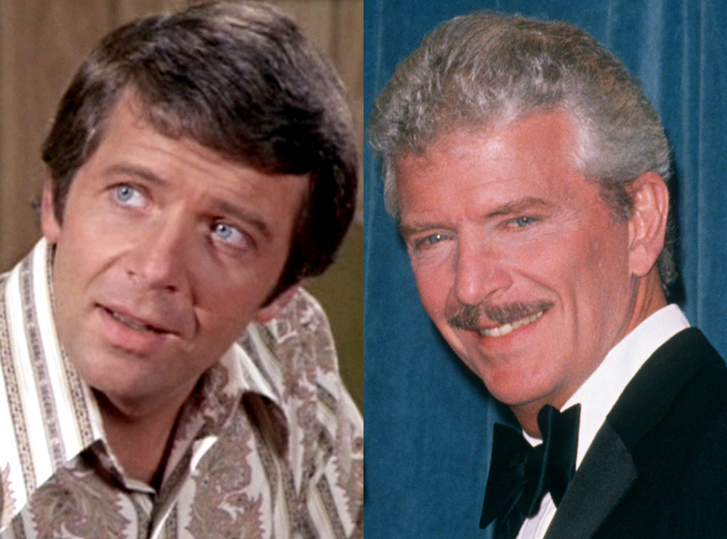 Robert Reed as Mike Brady from The Brady Bunch Cast: Then and Now | E ...