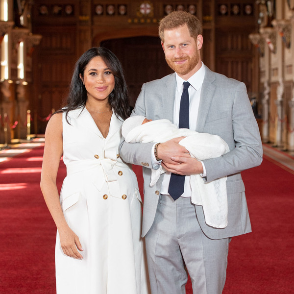Meghan Markle & Prince Harry Introduce Their Royal Baby to the World
