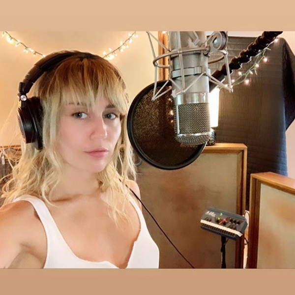 Miley Cyrus Teases New Music After Liam Hemsworth Split | E! News