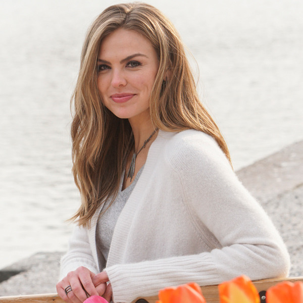 Hannah Brown Reveals She's ''Struggling'' After Roller-Coaster Year