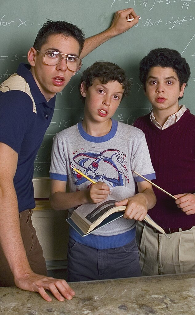 20 Secrets From That One Season of Freaks and Geeks | E! News