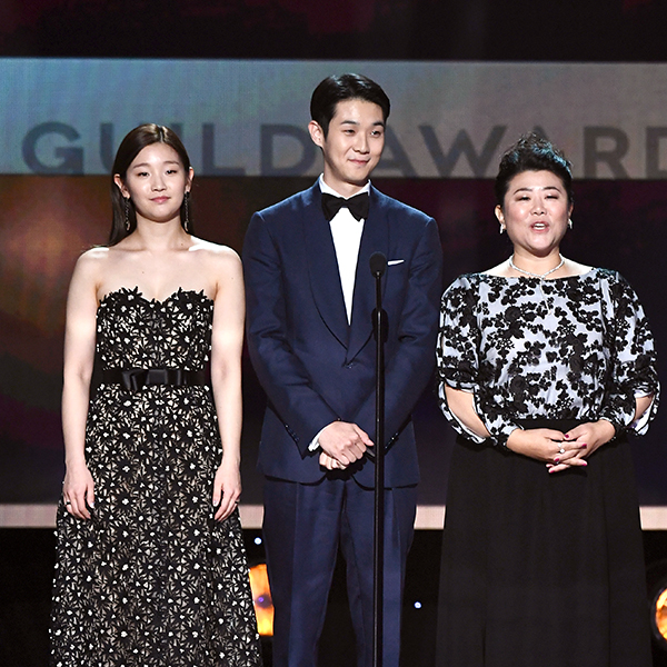 The Parasite Cast Gets Standing Ovation at 2020 SAG Awards