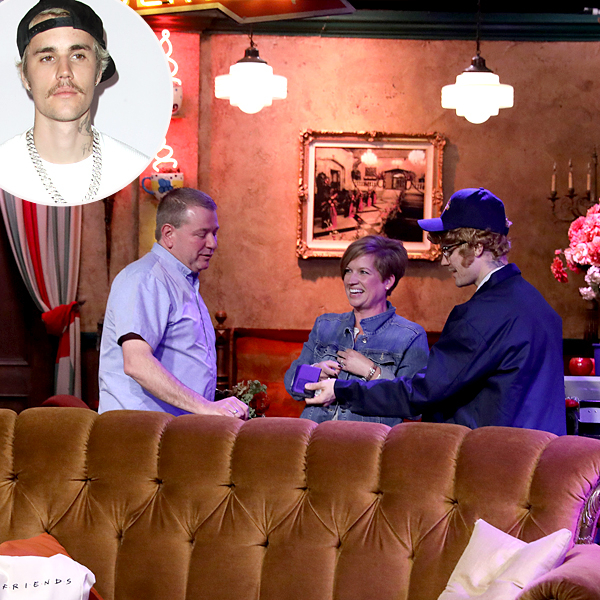 Watch Justin Bieber Surprise Fans on the Friends Set