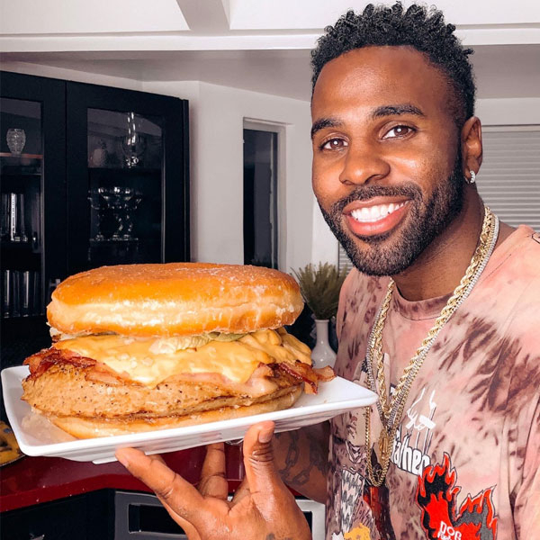 Jason Derulo Made a "Huge A--" Donut Burger That You Have to See