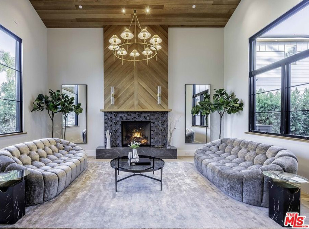 Photos from Demi Lovato's $7 Million Home - E! Online