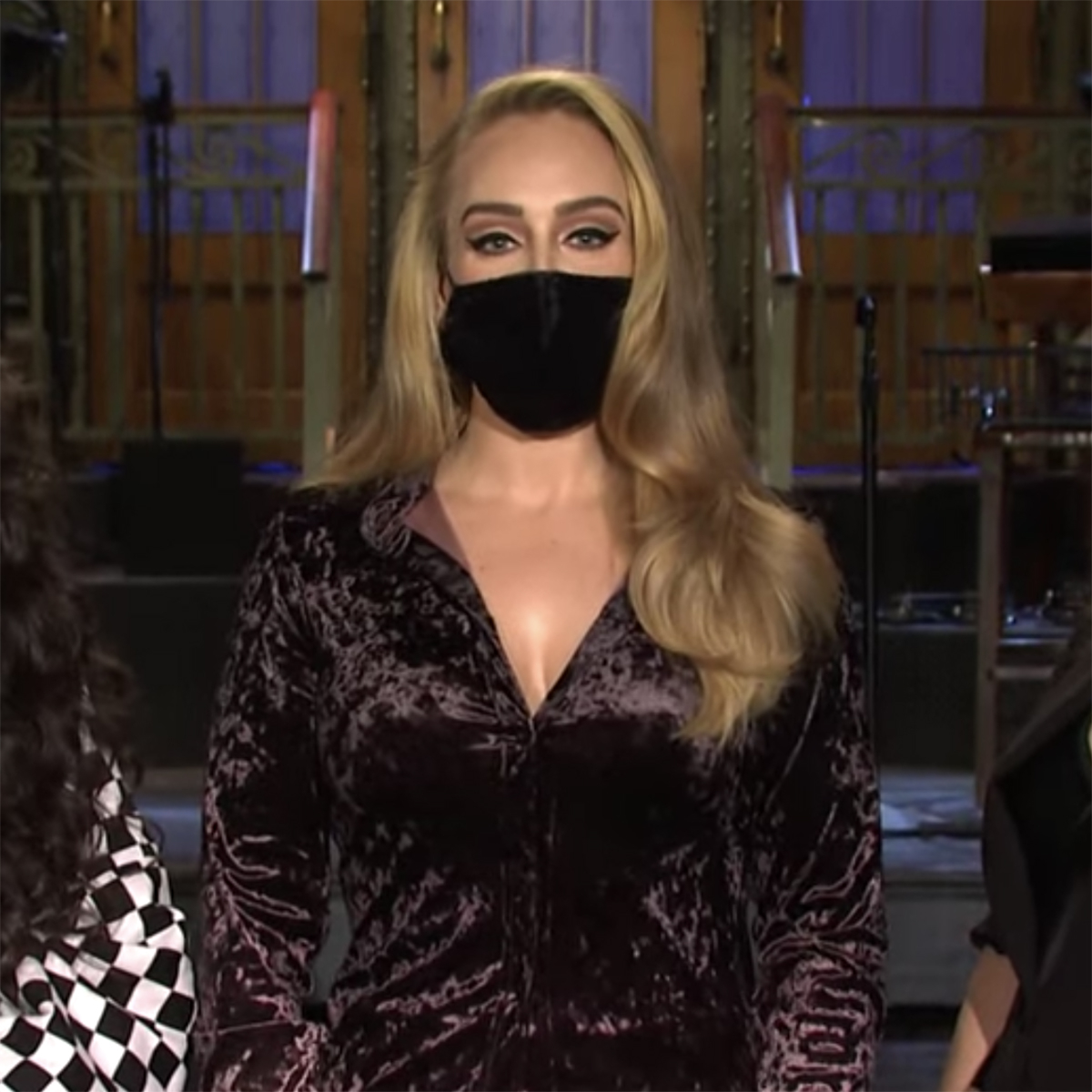 Adele Shows Off Her American Accent in SNL Promo - E! Online