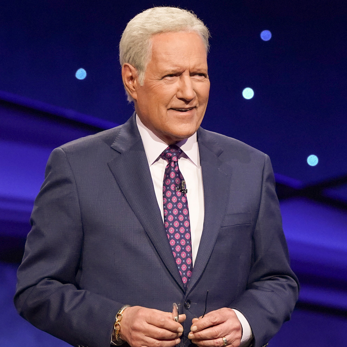 Alex Trebek Urges a "Kinder Society" in Final Jeopardy! Run - E! Online