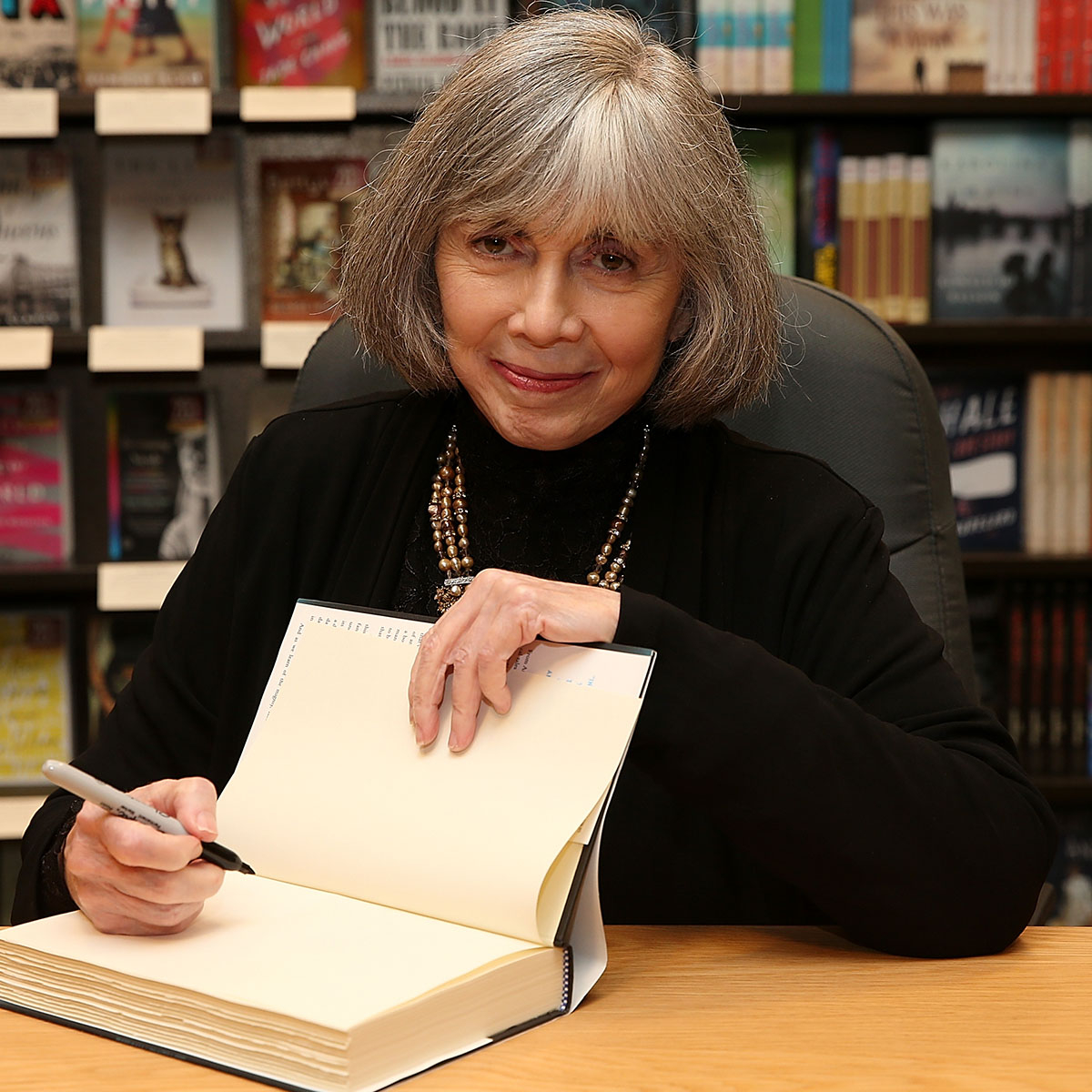 Anne Rice Interview With The Vampire Author Dead At Age 80