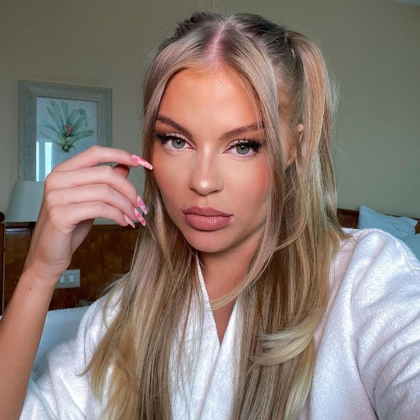 Luísa Sonza usa look inspirado em Christina Aguilera para lançar novo ...