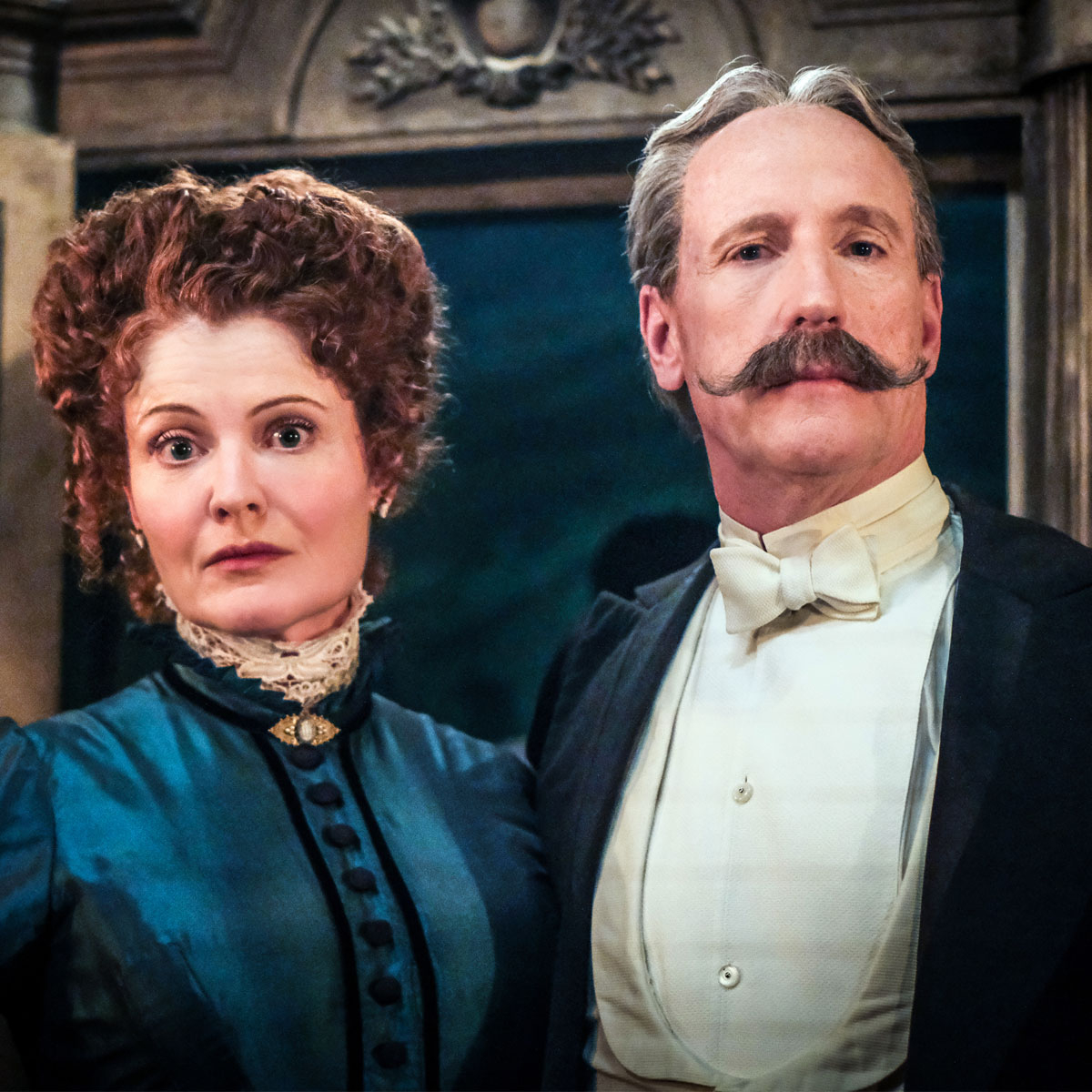 Ghosts' Rebecca Wisocky on That Fiery Discovery - E! Online