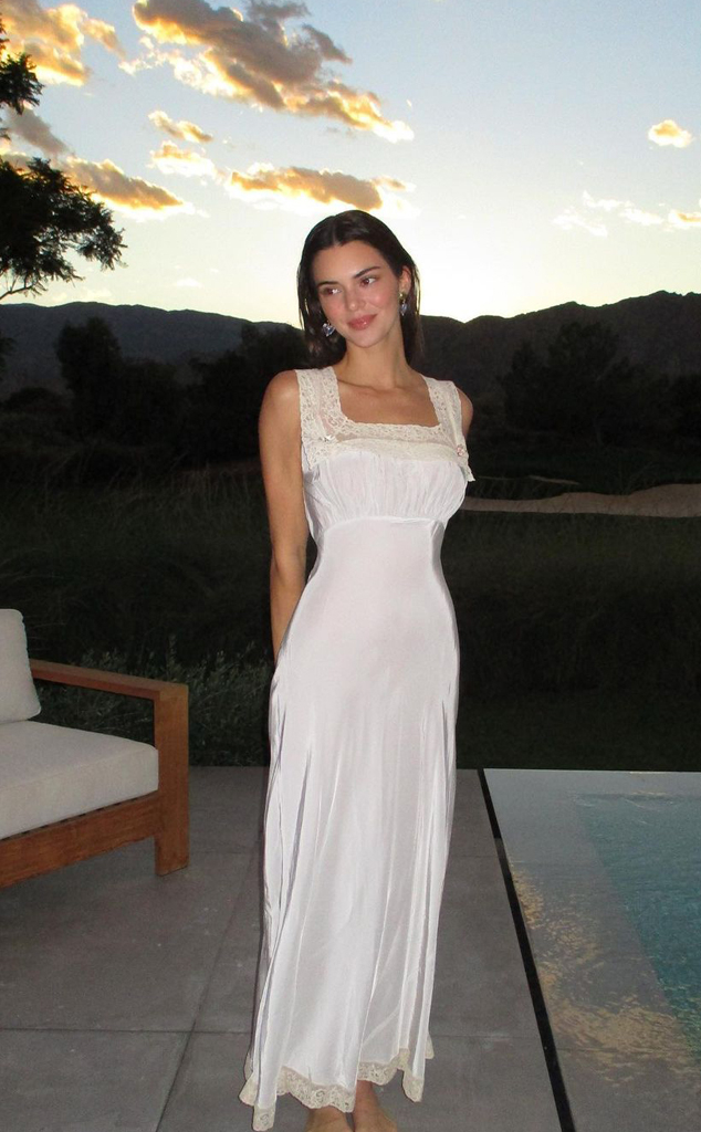 Inside Kendall Jenner's Relaxing 27th Birthday