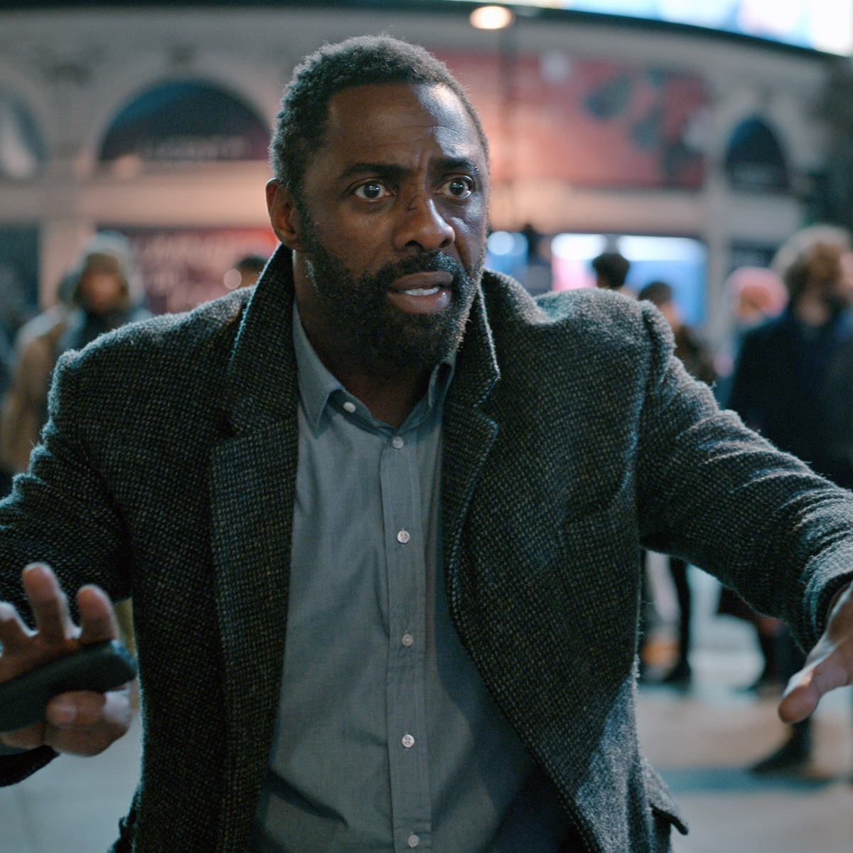 Luther: The Fallen Sun Photos