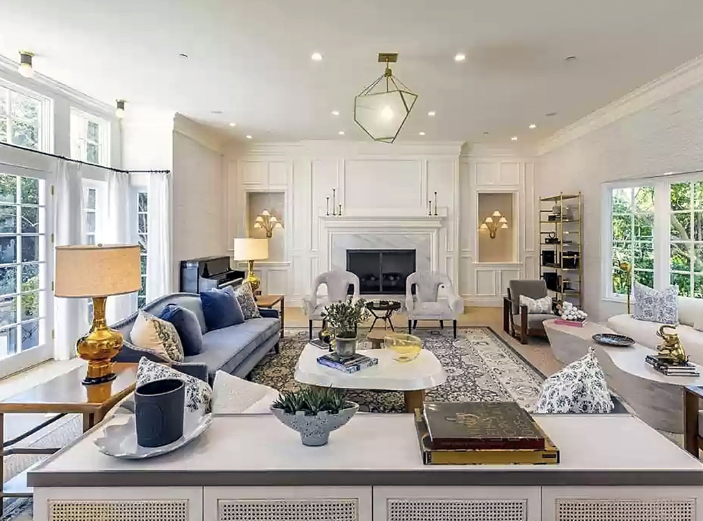 A Look at Reese Witherspoon’s $25 Million Mansion – Hottest LifeStyle ...