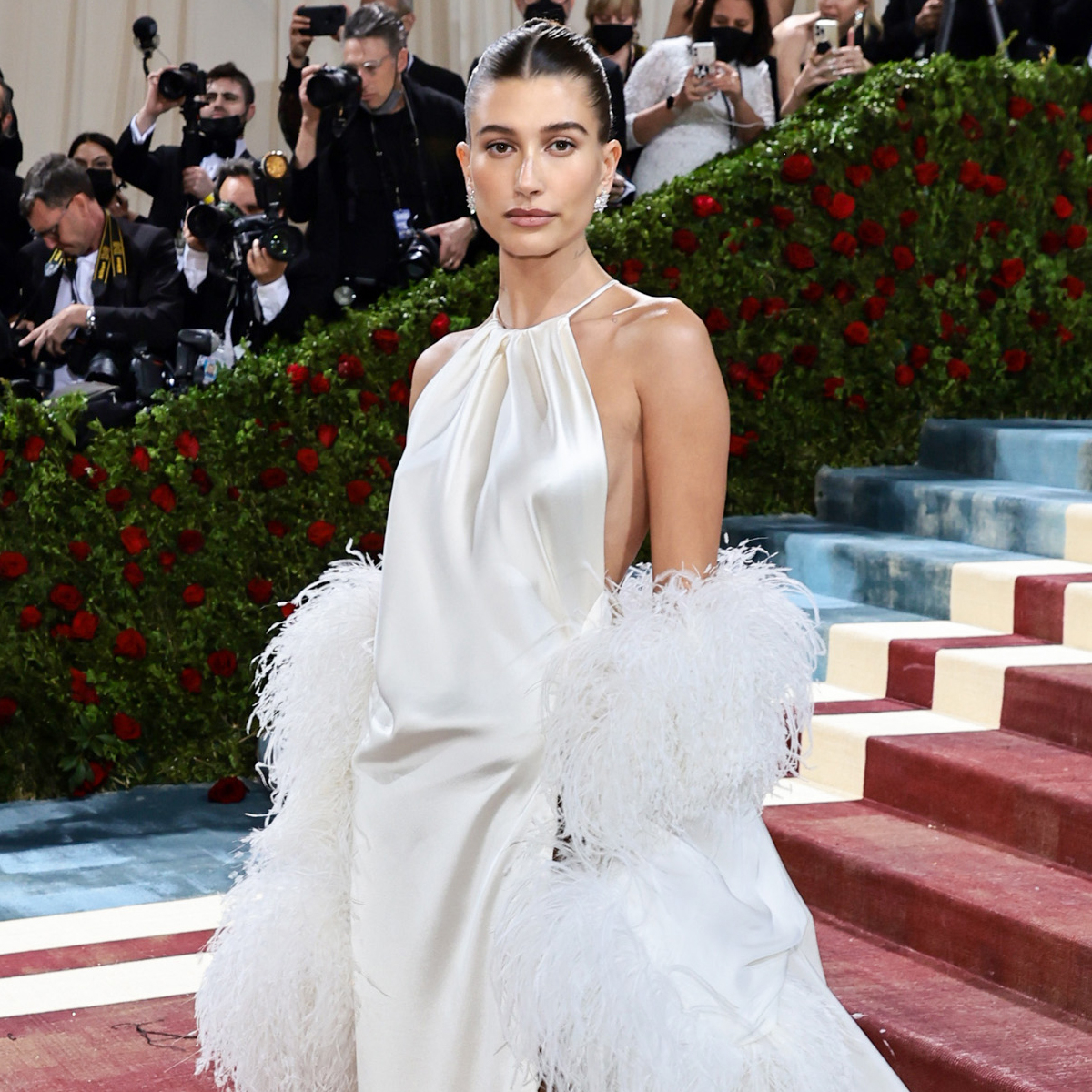 Hailey Bieber’s Regal White 2022 Met Gala Is All That Matters