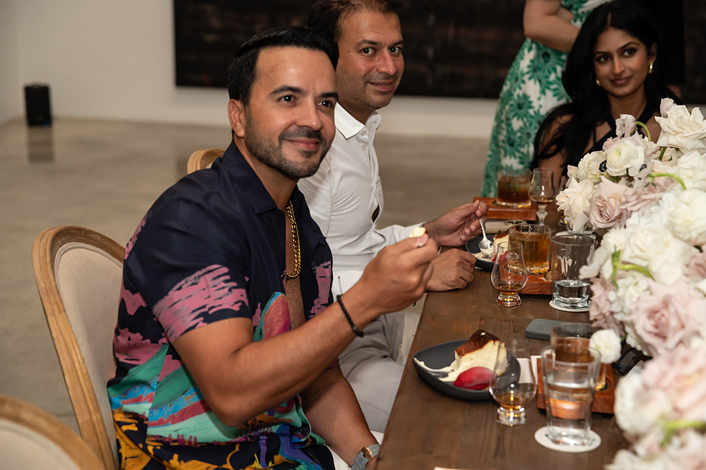 Photos from Party Pics: Miami