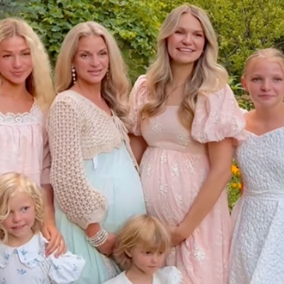 Micka Wright Perry Pregnant at the Same Time as Daughter